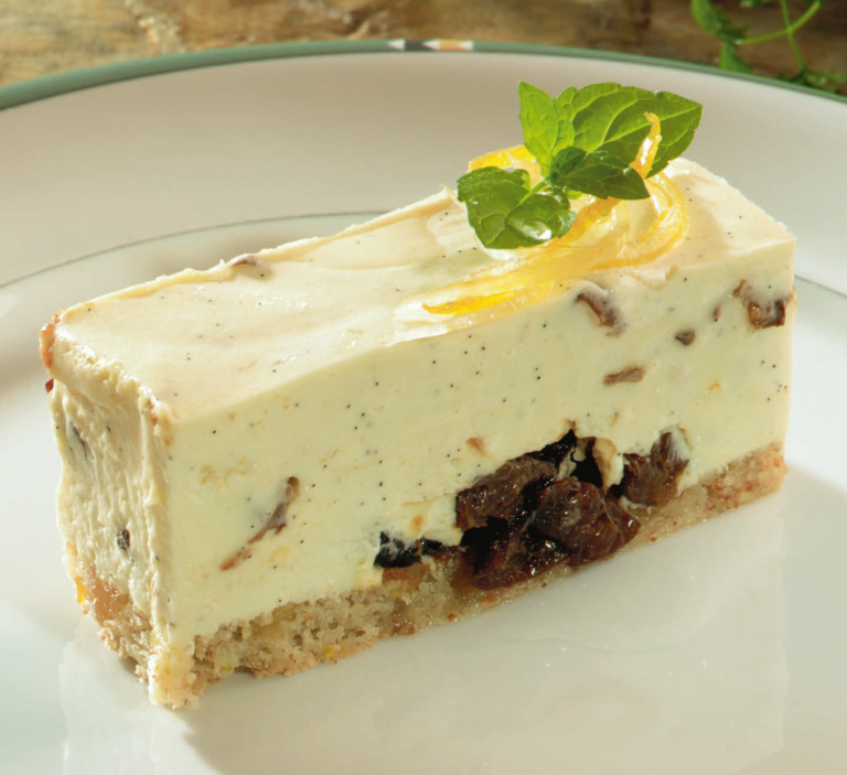 Sviske- og akevittmoussekake - Norske Akevitters Venner